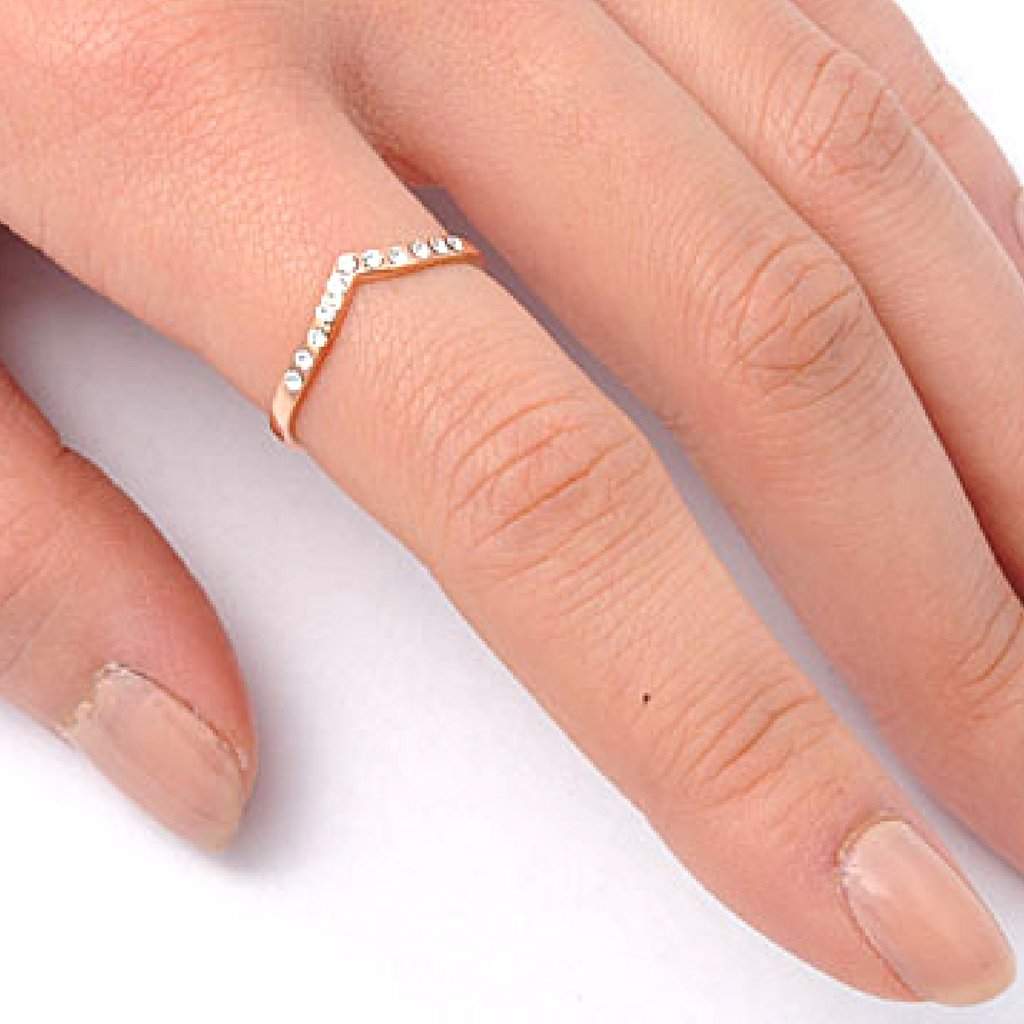 Buy the Gold and CZ V Shaped Ring | JaeBee Jewelry